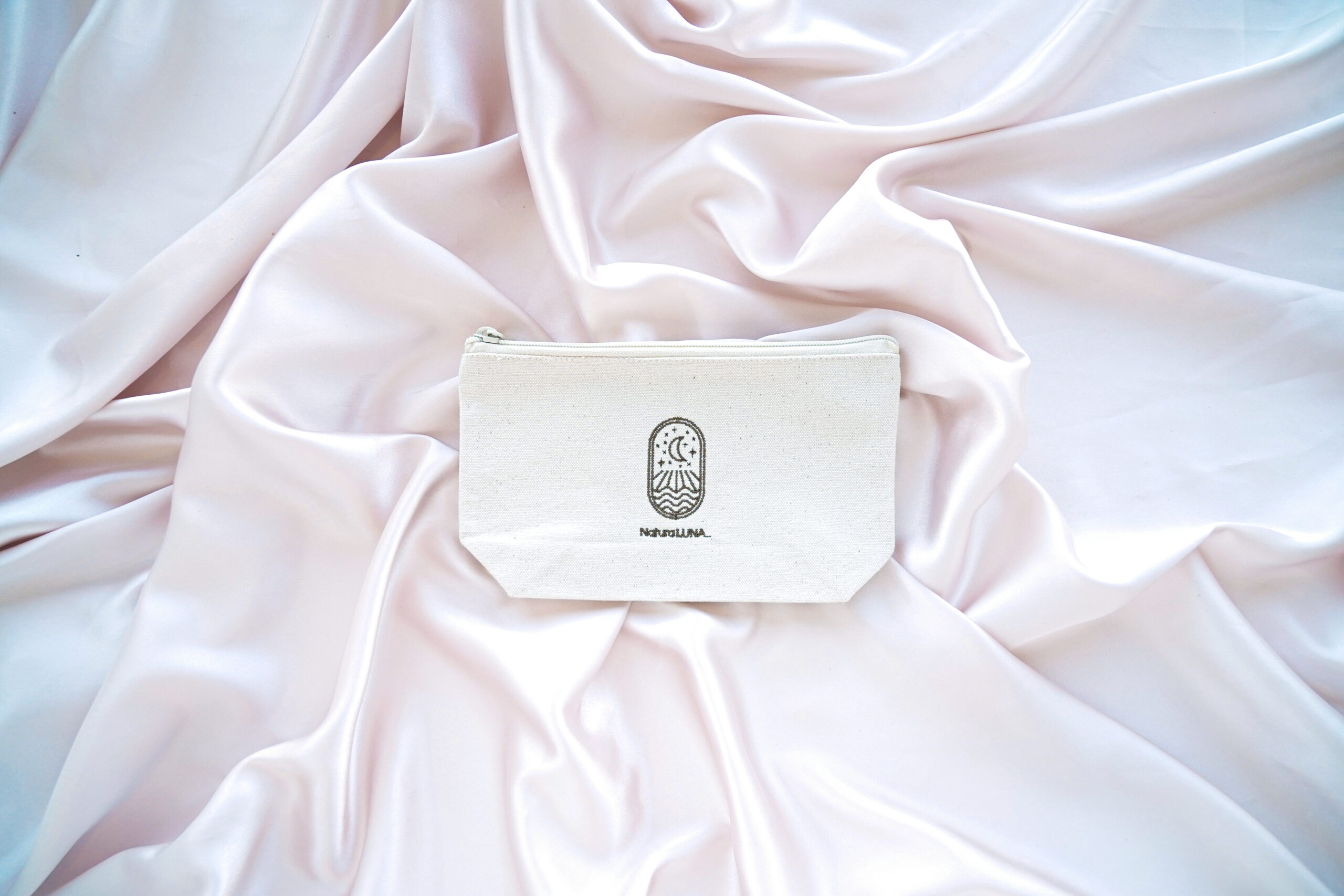 AnyMind Group empowers Becky to launch the 2nd product lineup under D2C skincare brand NaturaLUNA...